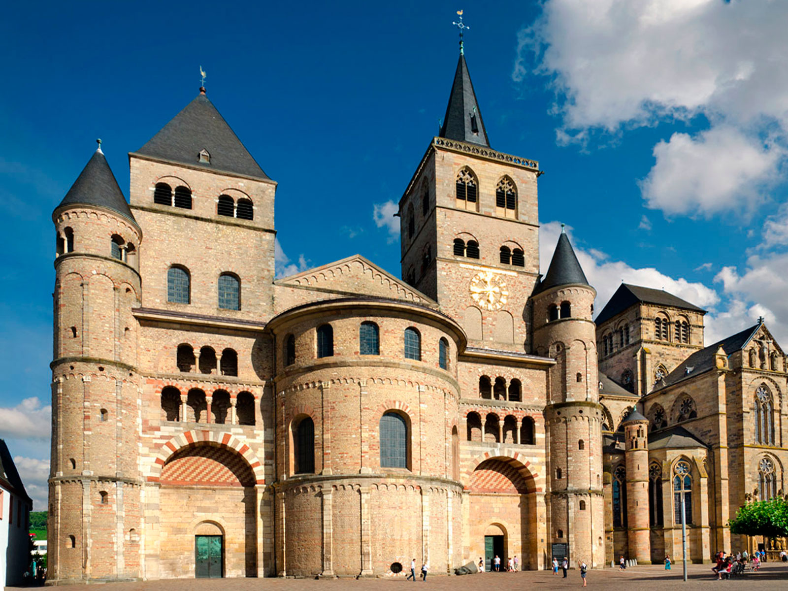 Trierer Original, Eine Stadt - 34 Kirchen